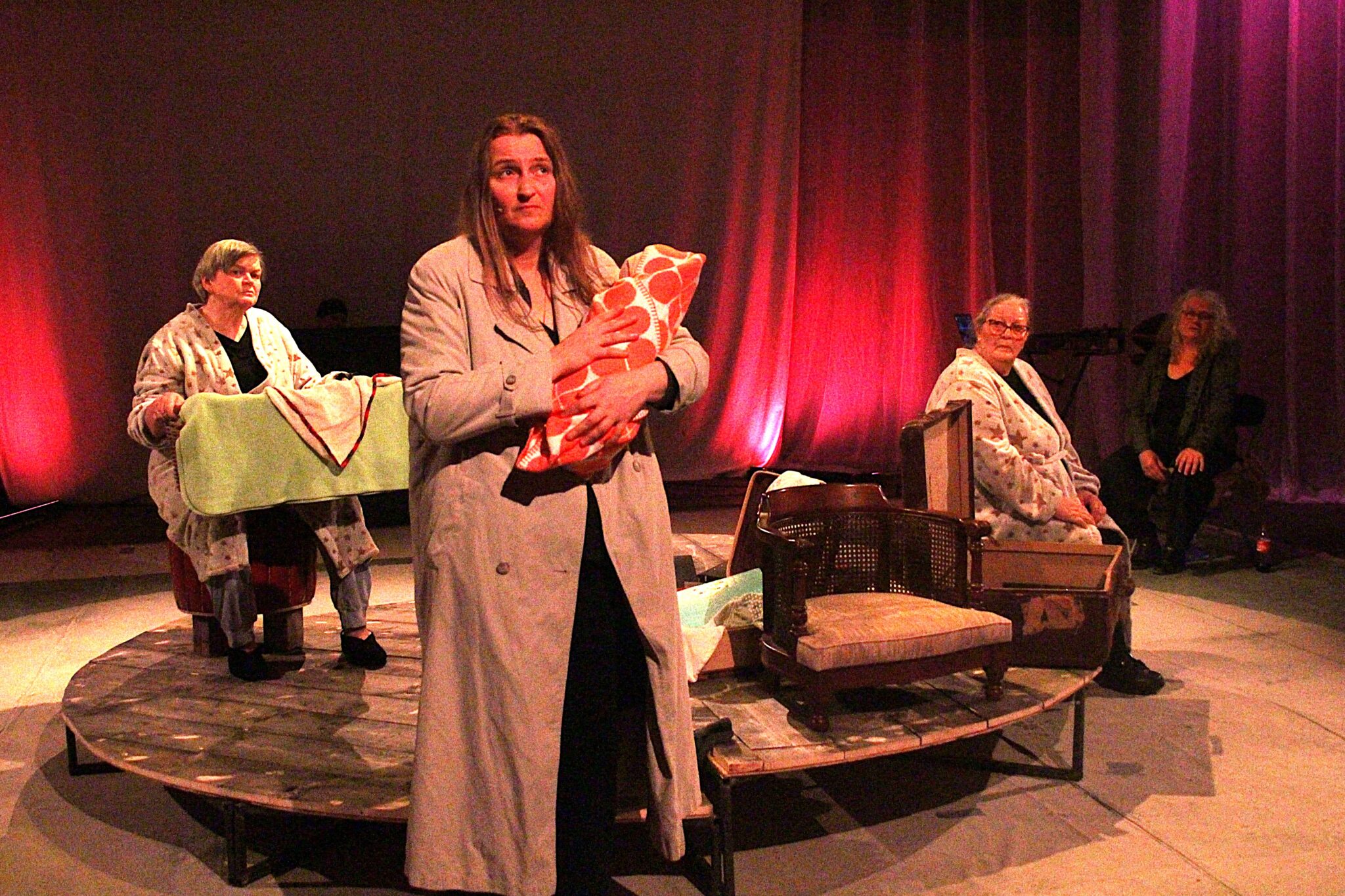 Schreeuw in de ruimte - Parochie Heilige Geest